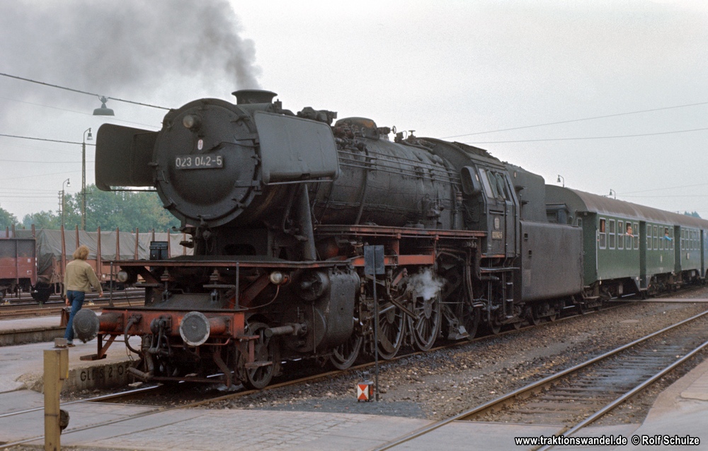 Drehscheibe Online Foren :: 04 - Historisches Forum :: 1975: 023-Ende ...